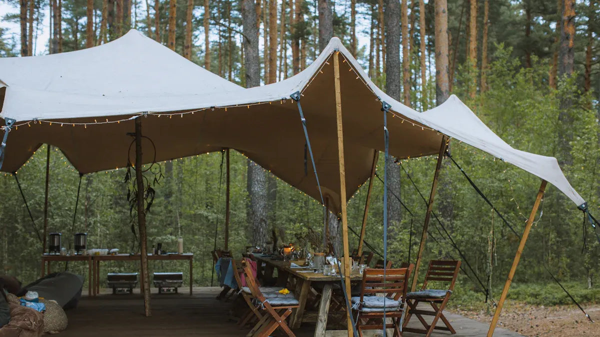 Step by Step Guide to Hanging a Tarp for Shade – New Customer Inquiry
